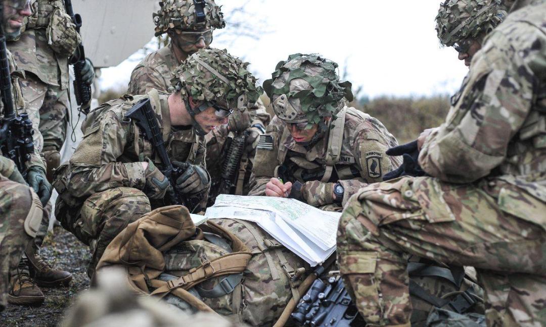 The Paradoxical Trinity of Leadership - Modern War Institute